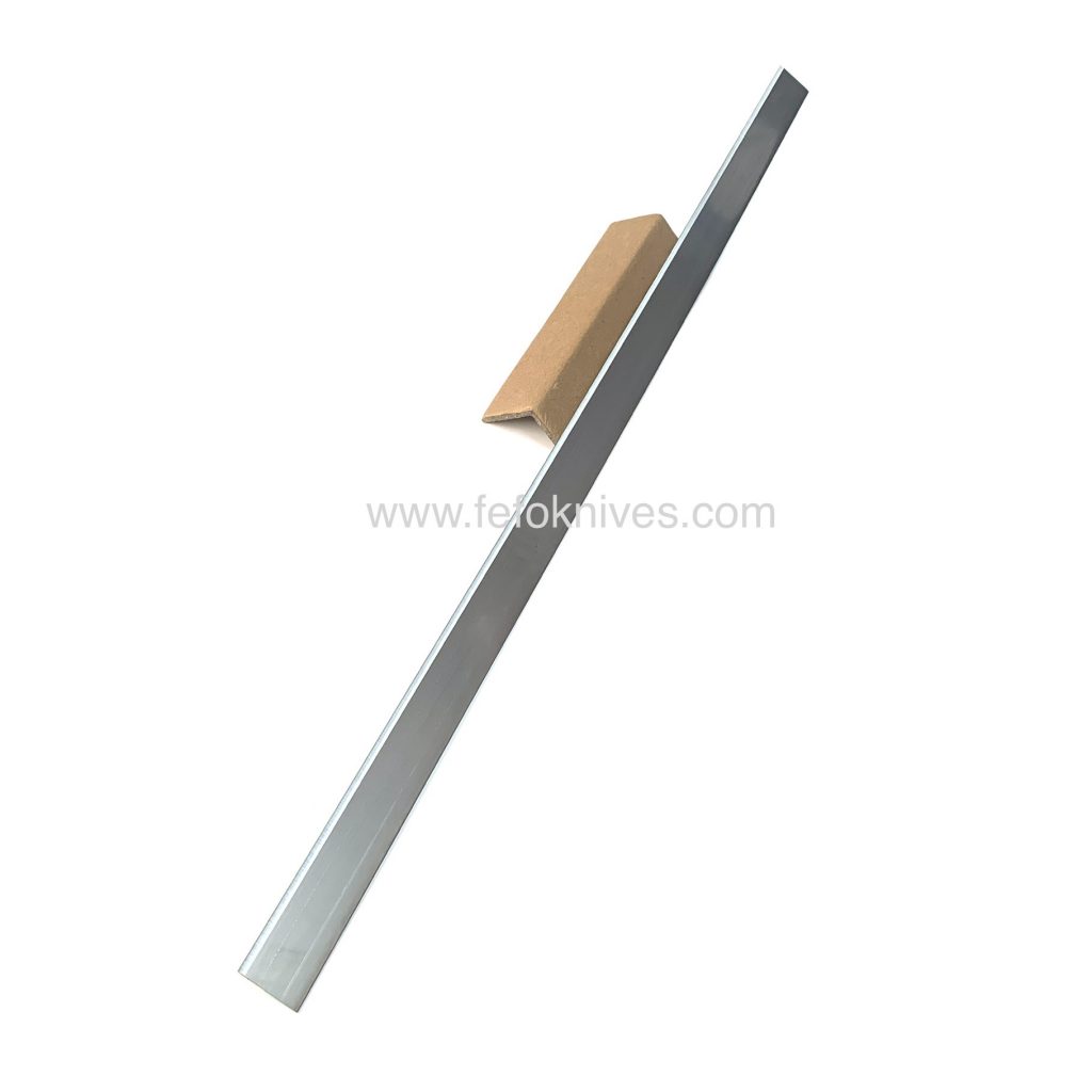 Straight V-Trim Knife with plastic handle